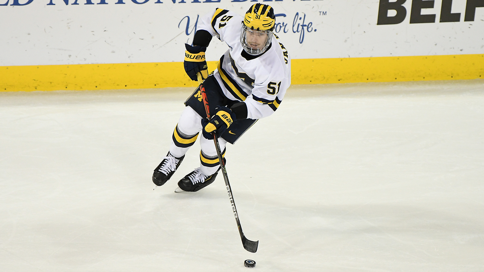 Van Whye ready to be back on the ice with Thunder. | Hits 95.9 | Your ...